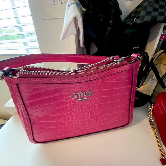 Guess | Bags | Used Twice Retail 8 Send Offers | Poshmark